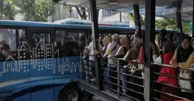 ASN DKI Wajib Naik Transportasi Umum Setiap Rabu, Lapor dengan Swafoto